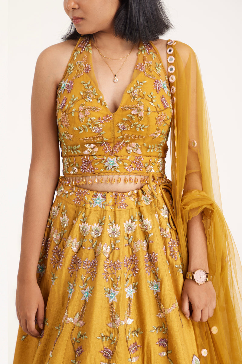 Lily Backless Halter Lehenga | Mustard Lehenga – Evable